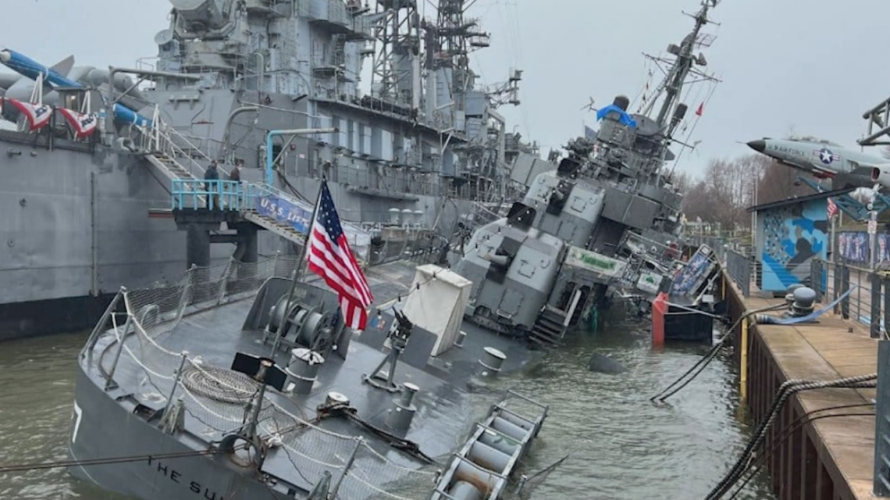 WWII-Era Ship Tilting Into Lake Erie In Buffalo, New York, Naval Park ...