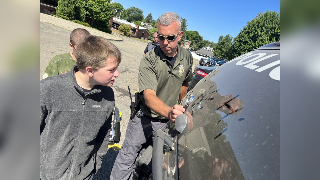 JPD Forensics Unit Visits Persell JUMP Program – WNY News Now