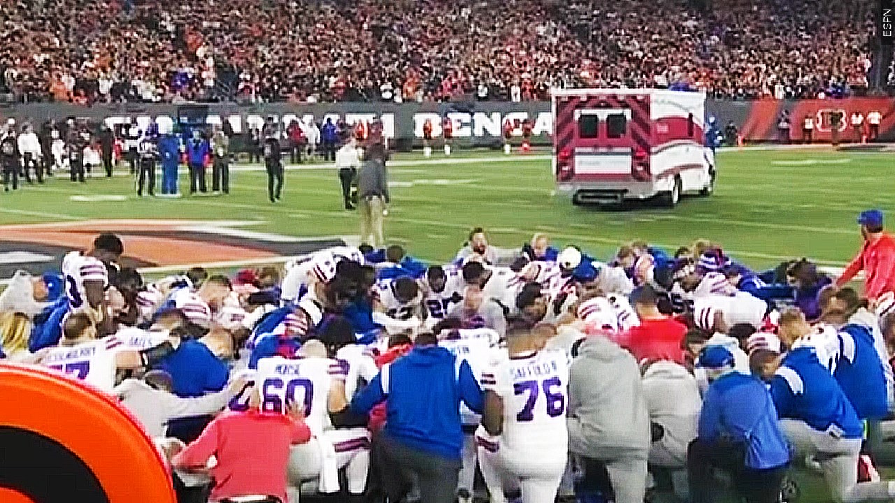 Jamestown Bills Fan Reacts To Damar Hamlin’s Cardiac Arrest – WNY News Now Jamestown Bills Fan Reacts To Damar Hamlin’s Cardiac Arrest – WNY News Now